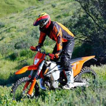 2017 KTM 300 XC-W: My First Impression - Dirt Bike Test