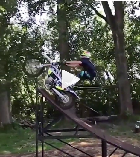 WTF: You have to check out this Freestyle trick, standing backflip ...