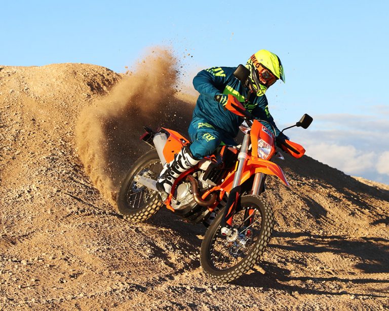 2019 KTM 350 EXC-F First Riding Impression - Dirt Bike Test