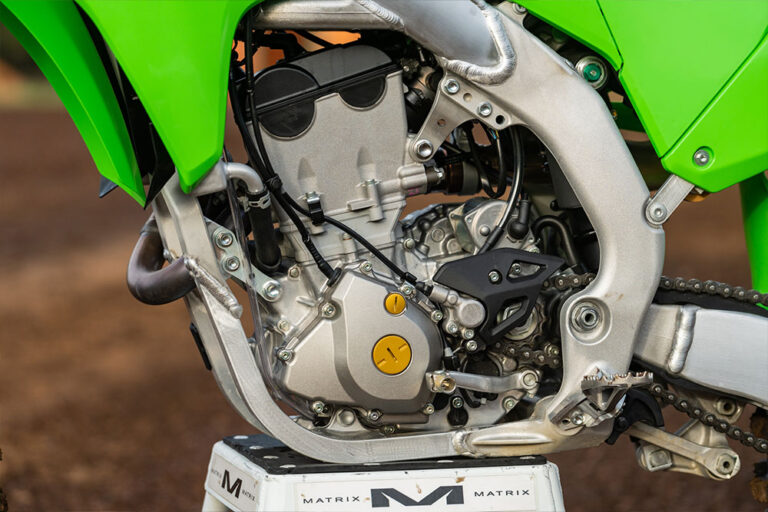 First Impression: 2025 Kawasaki KX250 - Dirt Bike Test